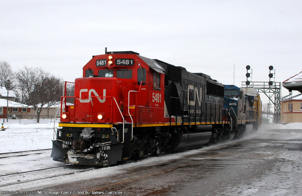 CN 393